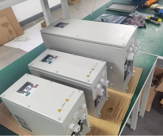 IP54 Waterproof Protection Level Frequency Inverter with Book style ...